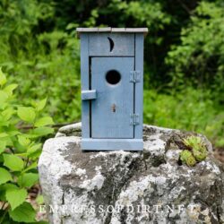 38 Blue Garden Accent Ideas: Art, Decor, & Flowers