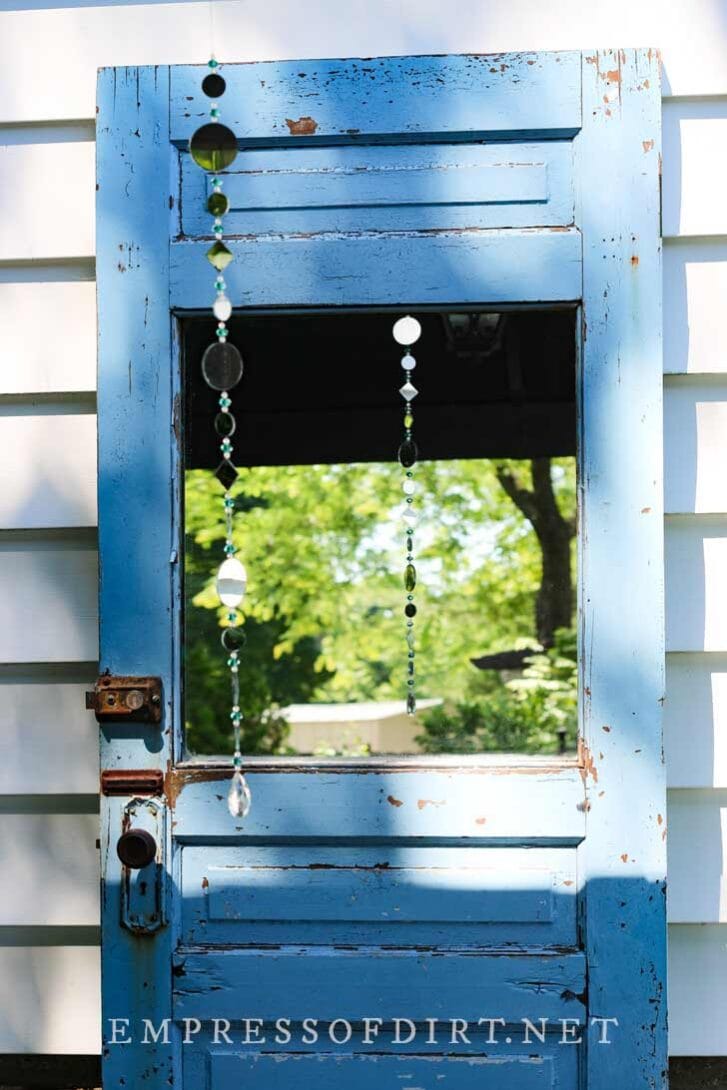 38 Blue Garden Accent Ideas: Art, Decor, & Flowers