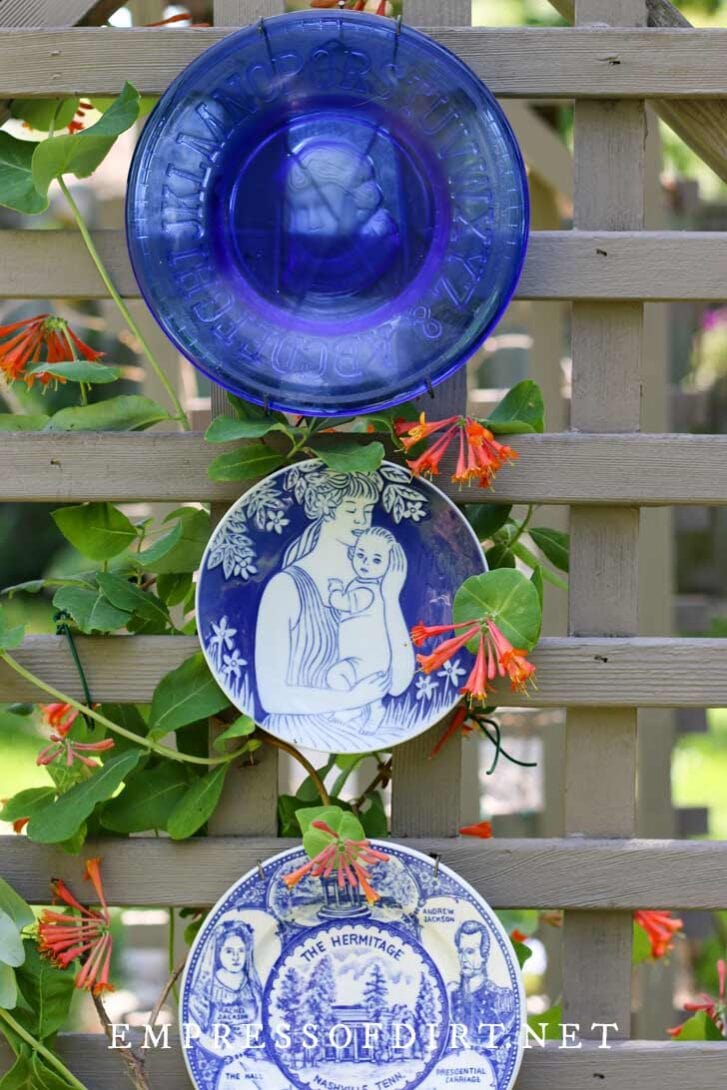 38 Blue Garden Accent Ideas: Art, Decor, & Flowers