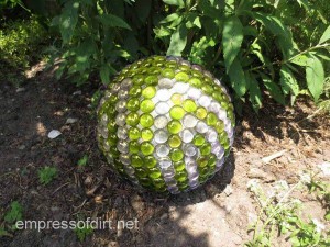 GARDEN Art DIY: DIY Decorative Garden Ball Tutorial