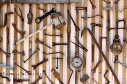 29 Rusty Garden Junk Art Ideas | Empress of Dirt