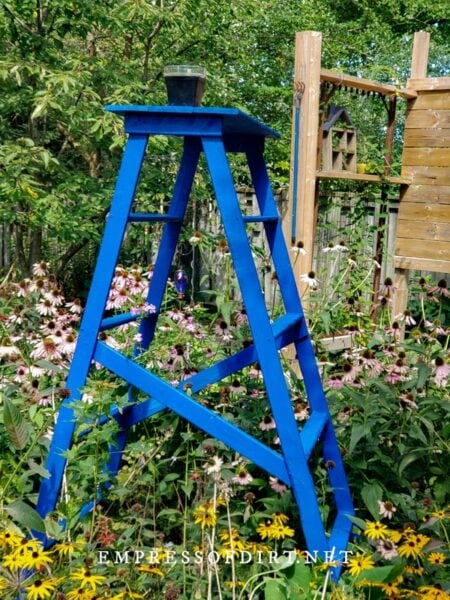 How to Build a Simple Garden Art Ladder
