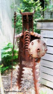 29 Rusty Garden Junk Art Ideas | Empress of Dirt