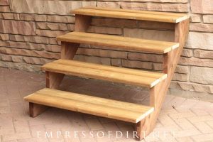 How to Build a Staircase Plant Stand (Beginner Project)