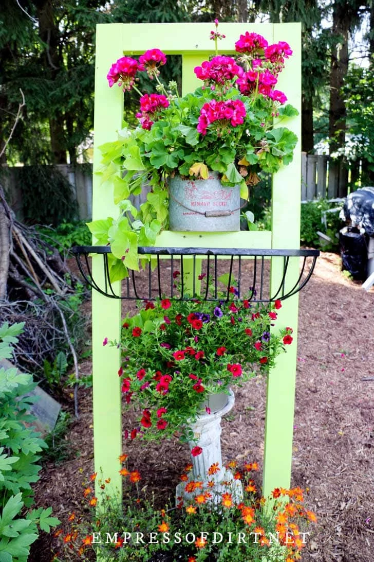 Garden Easels: 7 Picture Perfect Garden Art Ideas | Empress of Dirt