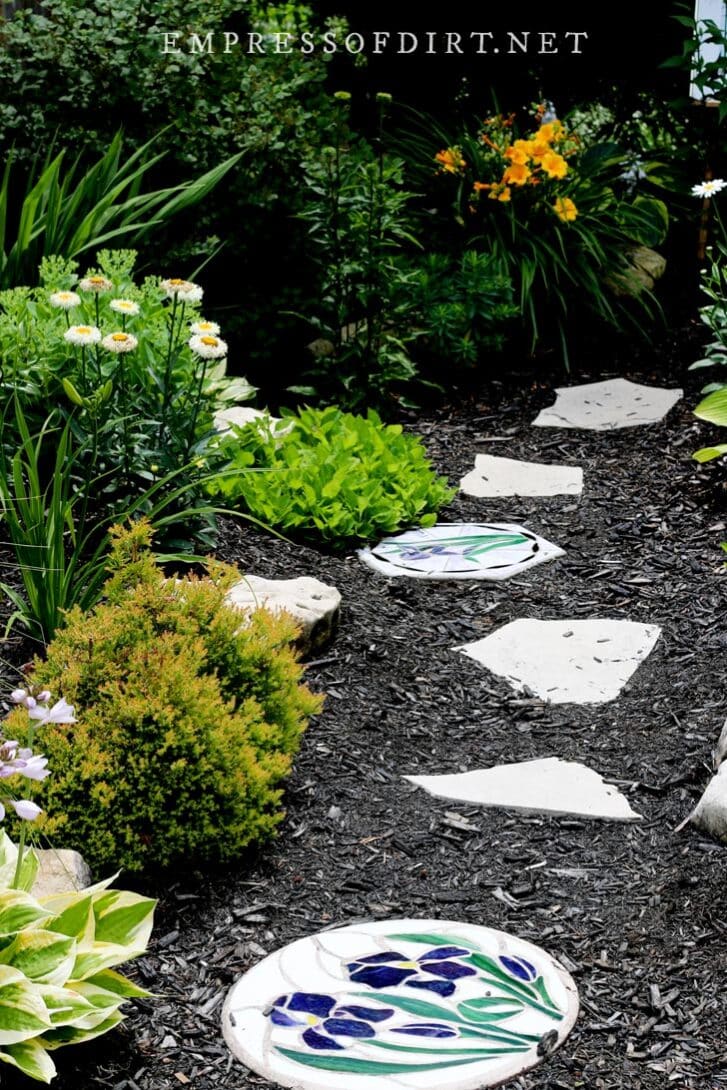 12 Stepping Stone & Garden Path Ideas — Empress of Dirt
