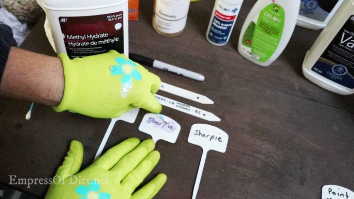 How to Remove Marker From Plastic