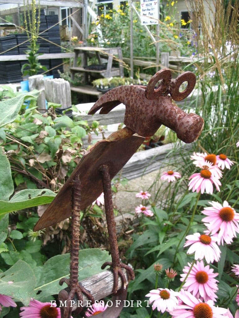 20 Ideas to Turn Old Tools into Garden Art