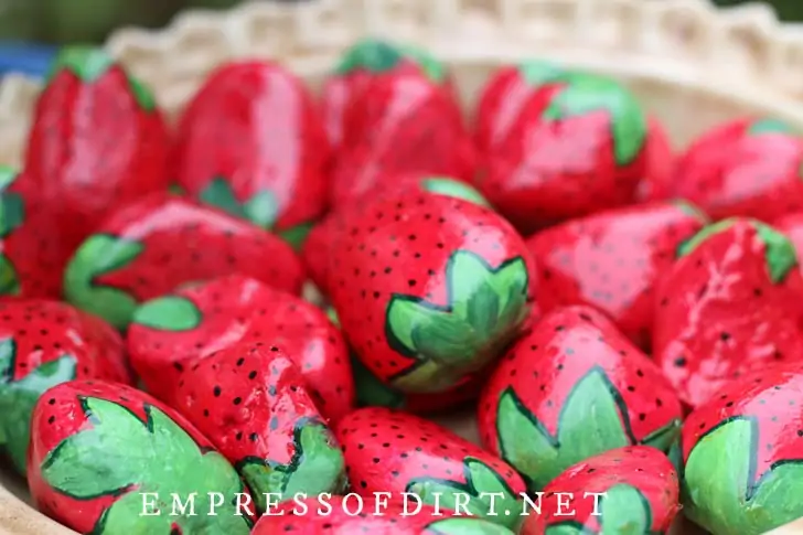 How to Paint Strawberry Rocks (Beginner Tutorial)